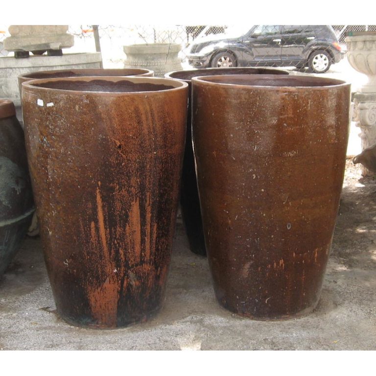 Large Rustic Planters / No.5112T | Urban Stoneworks